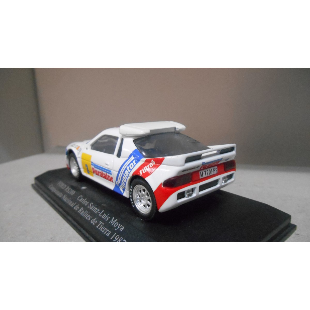 FORD RS 200 RALLY TIERRA 1987 C.SAINZ 1:43 ALTAYA IXO DEFECTO/NO RETROS ...