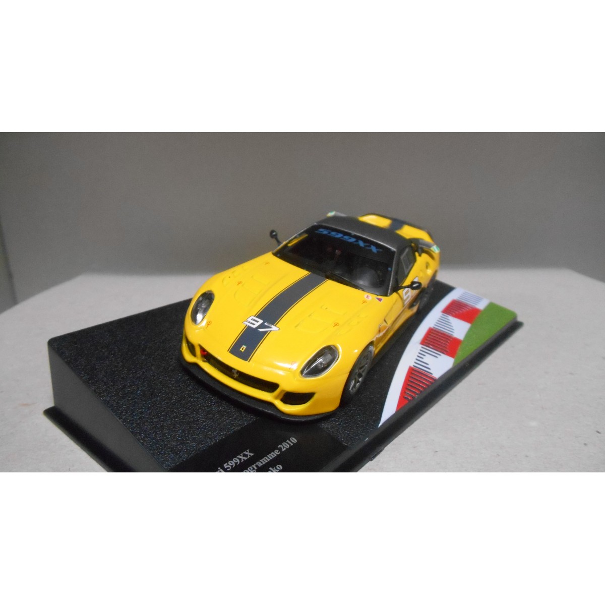 FERRARI 599 XX PROGAMME 2010 ALUKO 1:43 FERRARI RACING IXO - BCN STOCK CARS
