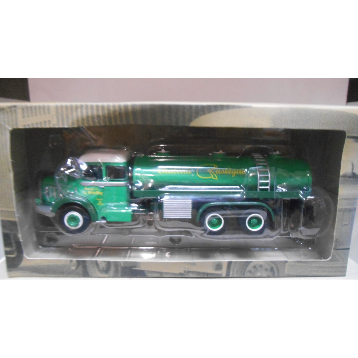BERNARD 6 R 180 1964 BONIFAY CAMION/TRUCK 1:43 ALTAYA IXO - BCN STOCK CARS