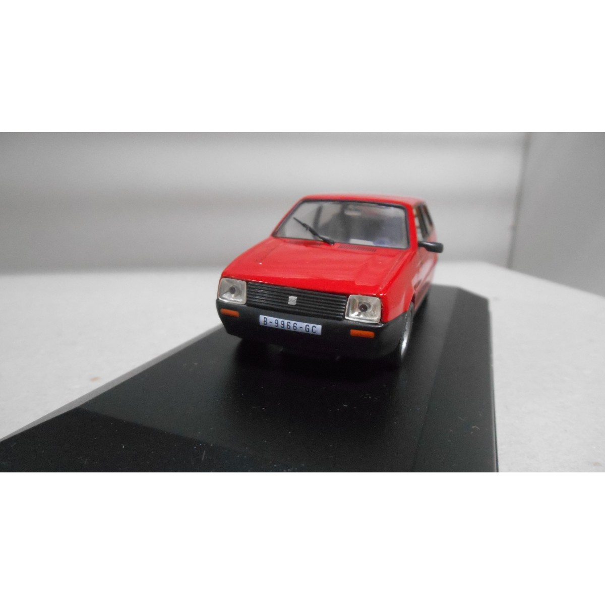 SEAT IBIZA 1.5 GLX 1984 1:43 ALTAYA IXO BOX NO ORIGINAL - BCN STOCK CARS