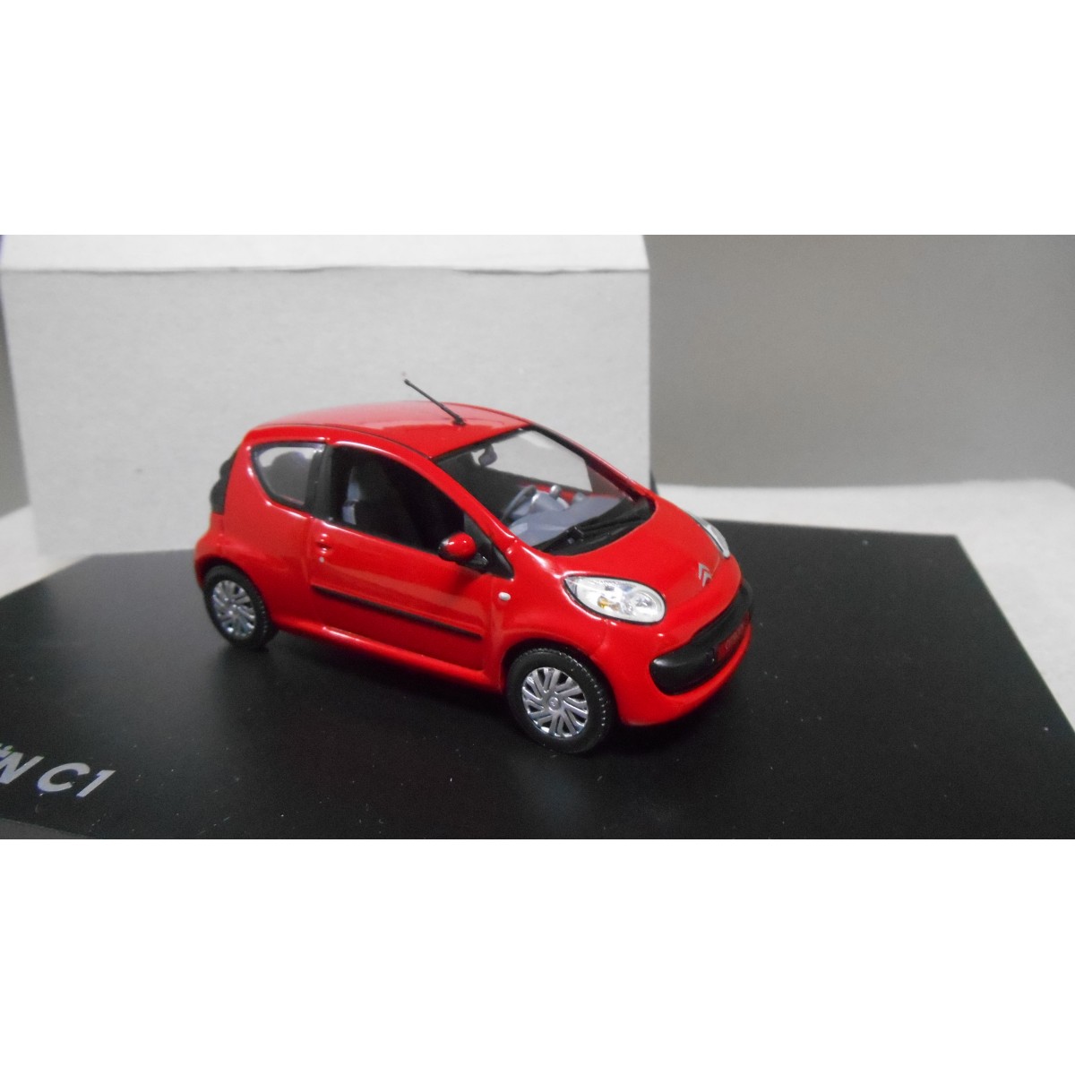 CITROEN C1 RED/ROUGE 1:43 DEALER NOREV - BCN STOCK CARS
