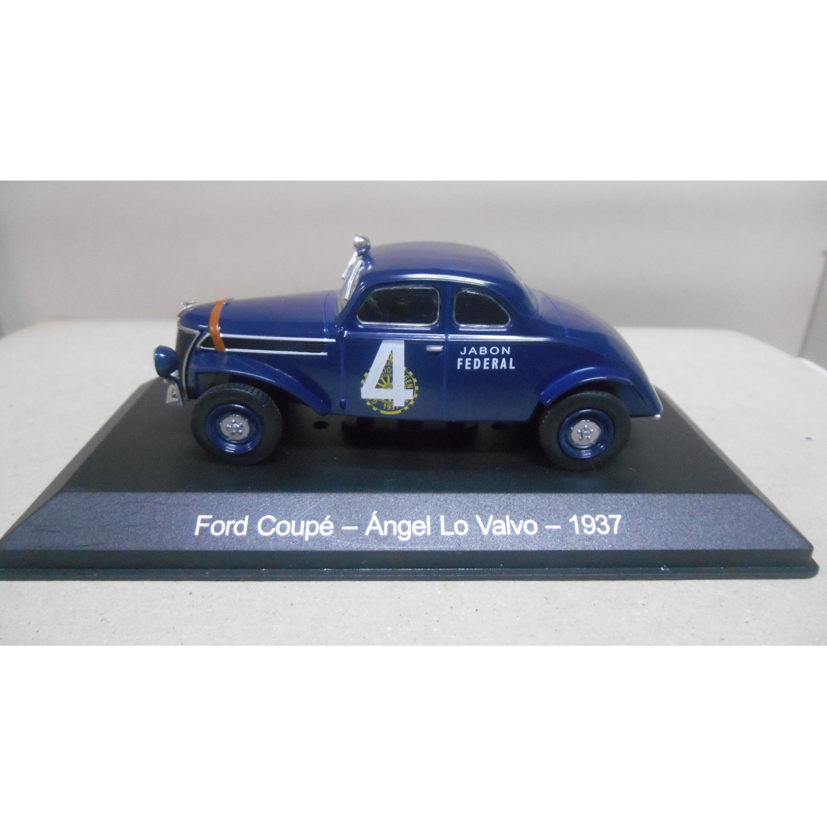FORD COUPE 1937 ANGEL LO VALVO ARGENTINA TURISMO CARRETERA 1:43 ...