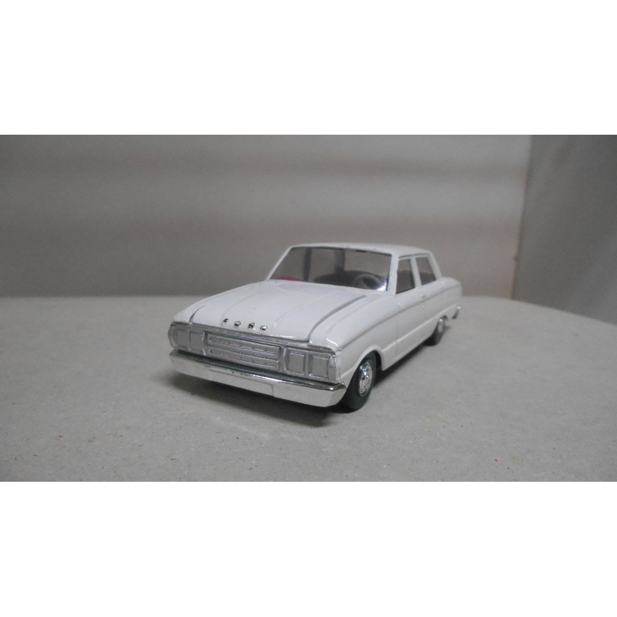 FORD FALCON 1973 WHITE 1:43 BUBY REPLICA 1999 DEFECTO RUEDA - BCN STOCK ...