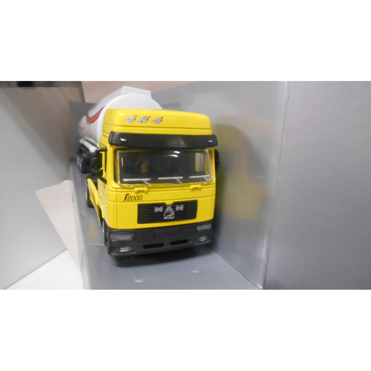 MAN F2000 CISTERNA CAMION/TRUCK 1:43 NEW RAY - BCN STOCK CARS