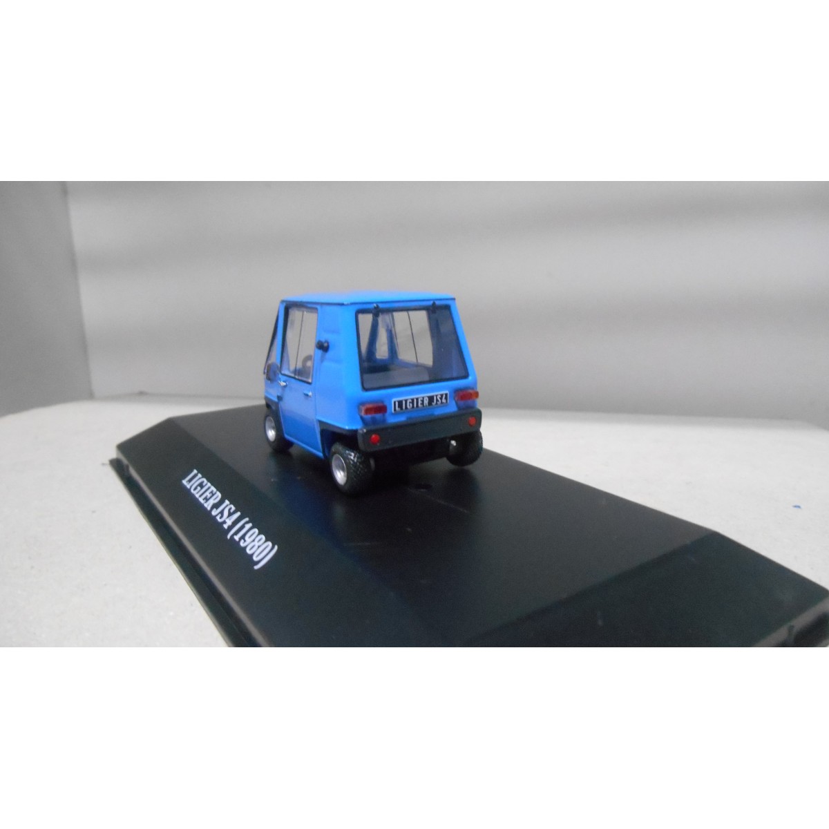 LIGIER JS4 1980 MICROCARS 1:43 ALTAYA IXO - BCN STOCK CARS