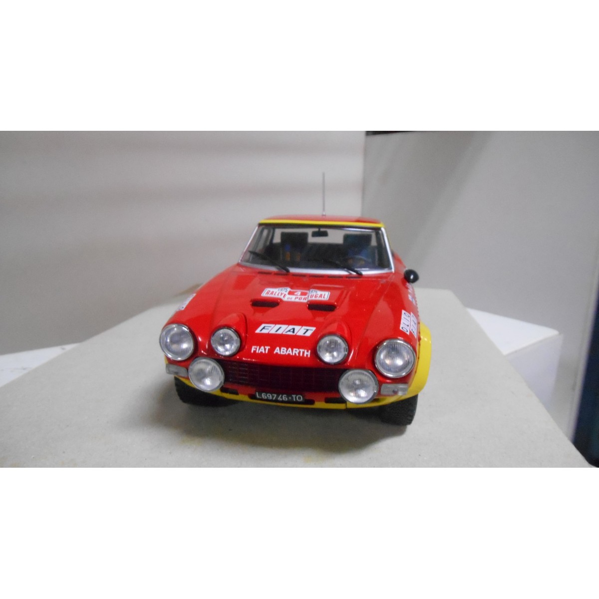 FIAT 124 ABARTH RALLY PORTUGAL 1975 M.ALEN 1:18 ALTAYA IXO - BCN STOCK CARS