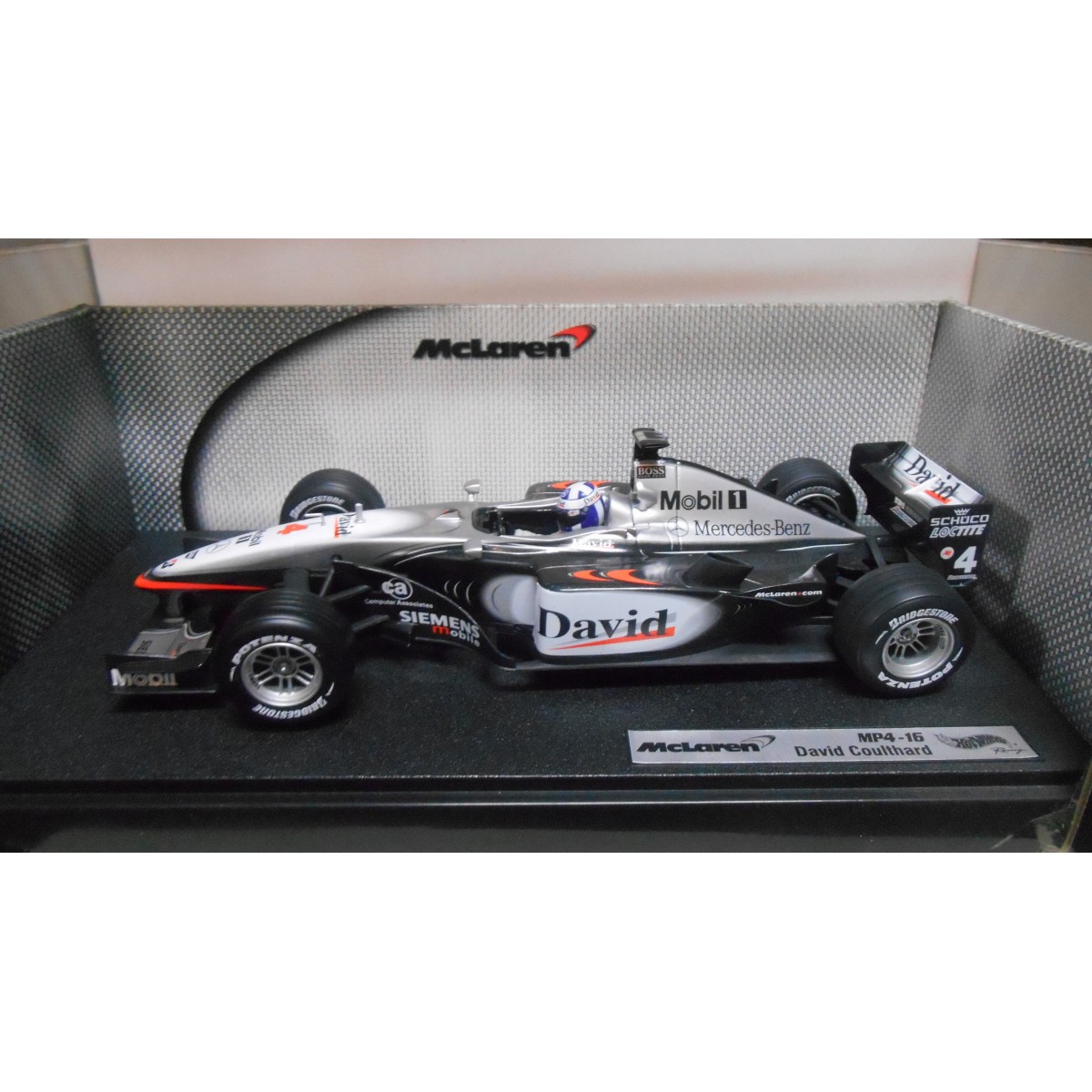 MCLAREN MERCEDES MP 4-16 D.COULTHARD FORMULA F1 1:18 HOT WHEELS CAJA ...