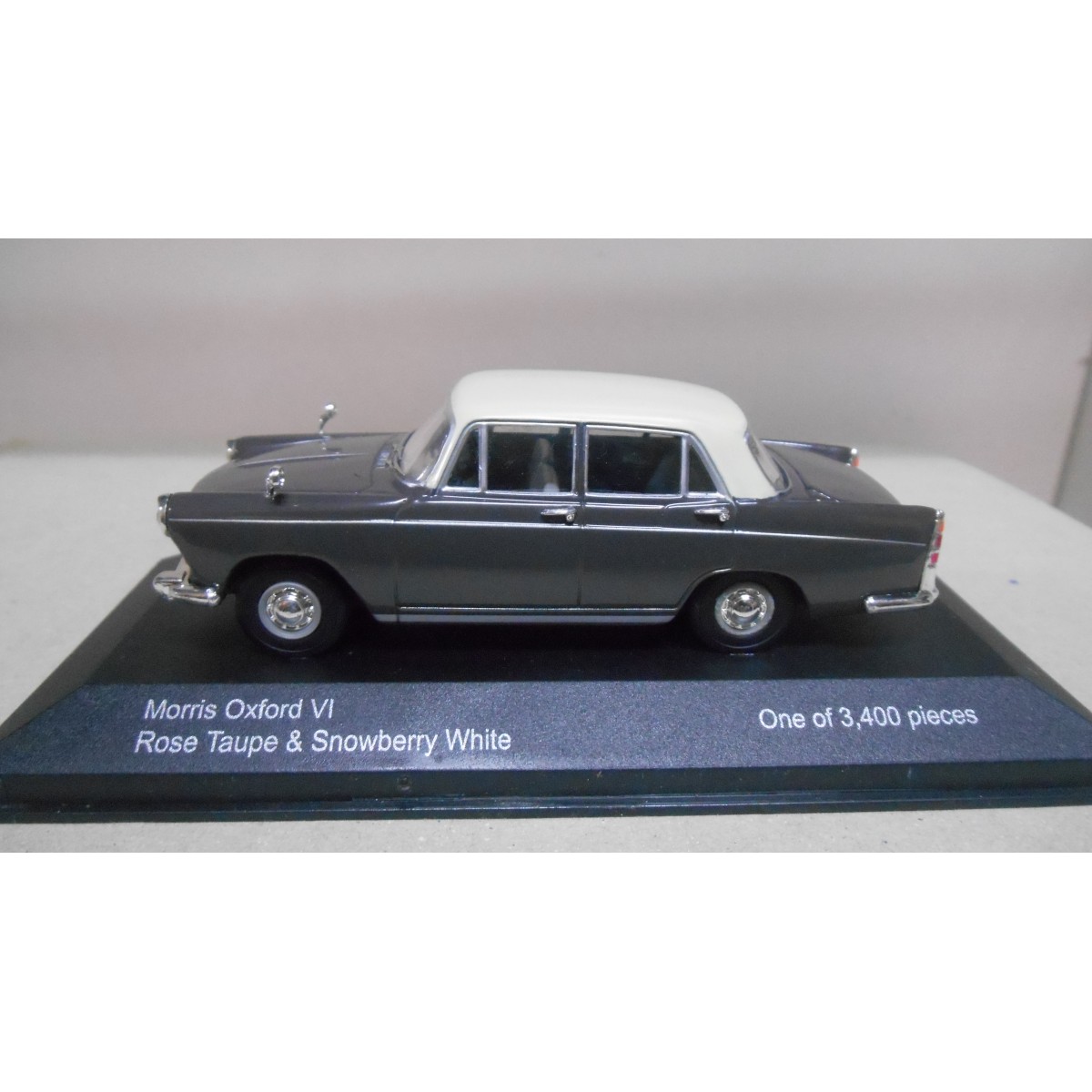 MORRIS OXFORD VI DARK GREY IVORY 1:43 CORGI VANGUARDS VA05404 - BCN ...