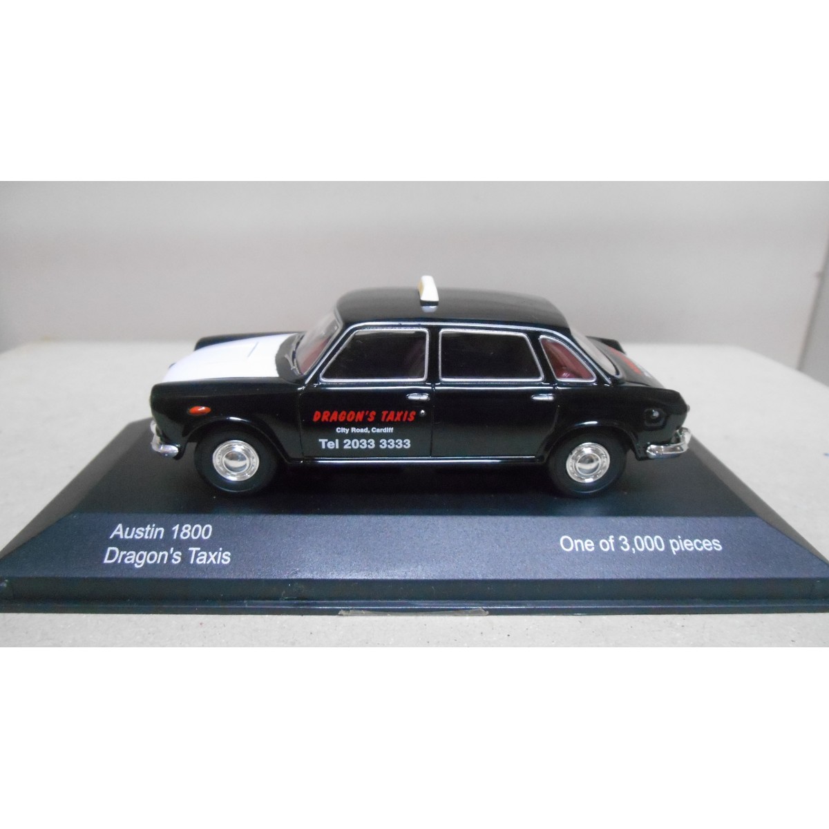 AUSTIN 1800 DRAGON´S TAXI CARDIFF 1:43 VANGUARDS - BCN STOCK CARS