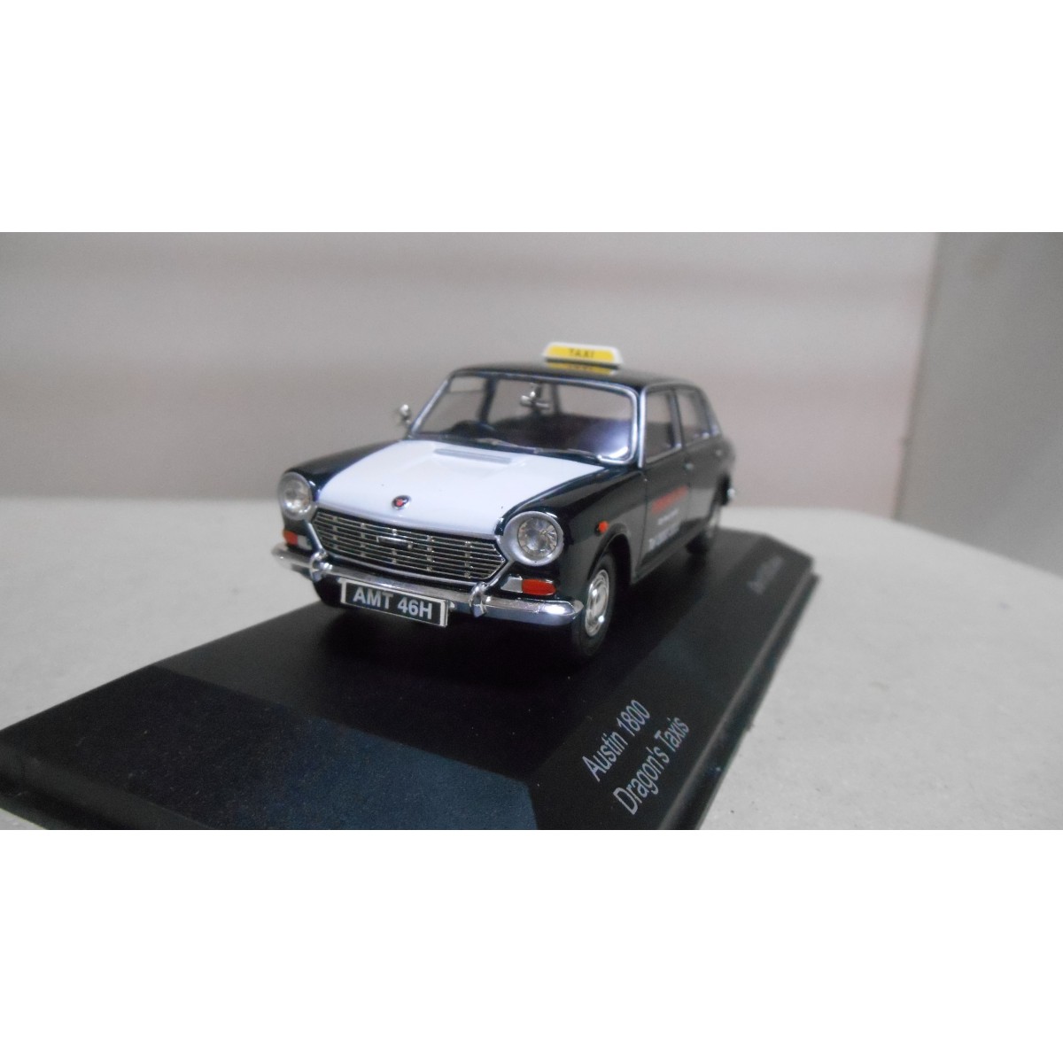 AUSTIN 1800 DRAGON´S TAXI CARDIFF 1:43 VANGUARDS - BCN STOCK CARS