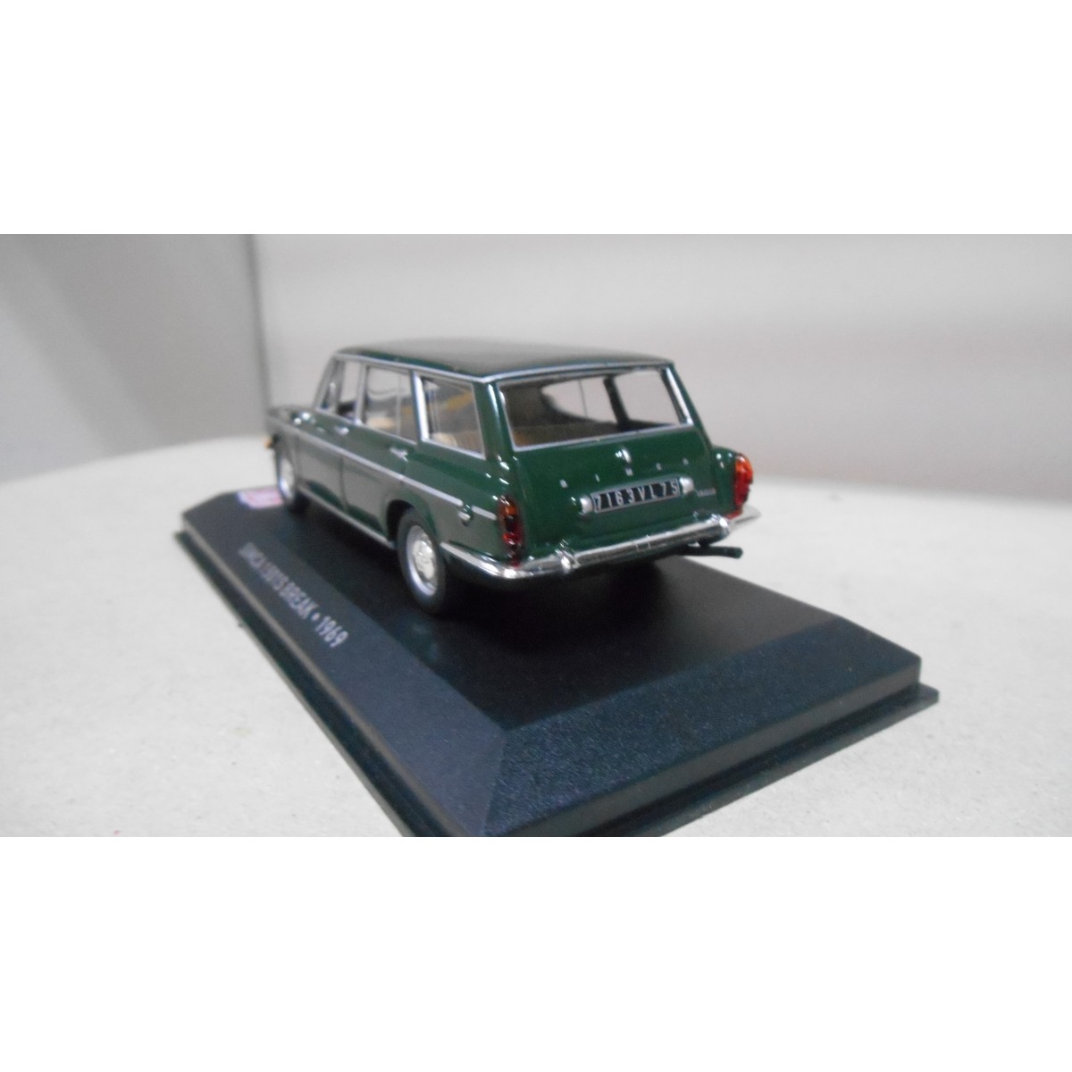SIMCA 1501S BREAK 1969 GREEN/VERDE 1:43 ALTAYA IXO - BCN STOCK CARS