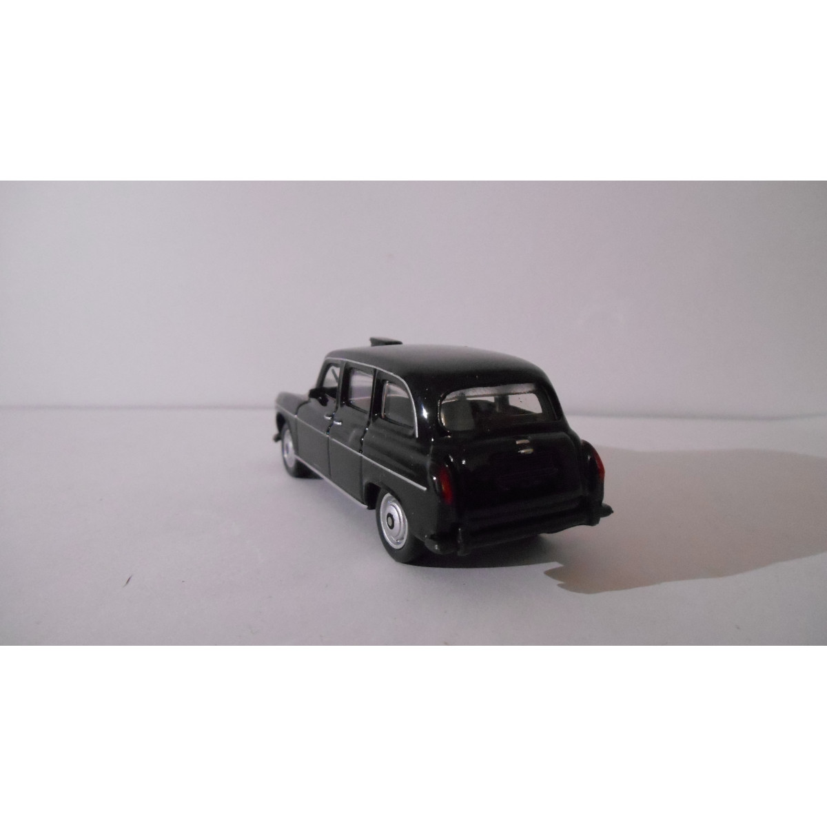 AUSTIN FX4 TAXI LONDON 1:60 WELLY SUPER9 - BCN STOCK CARS
