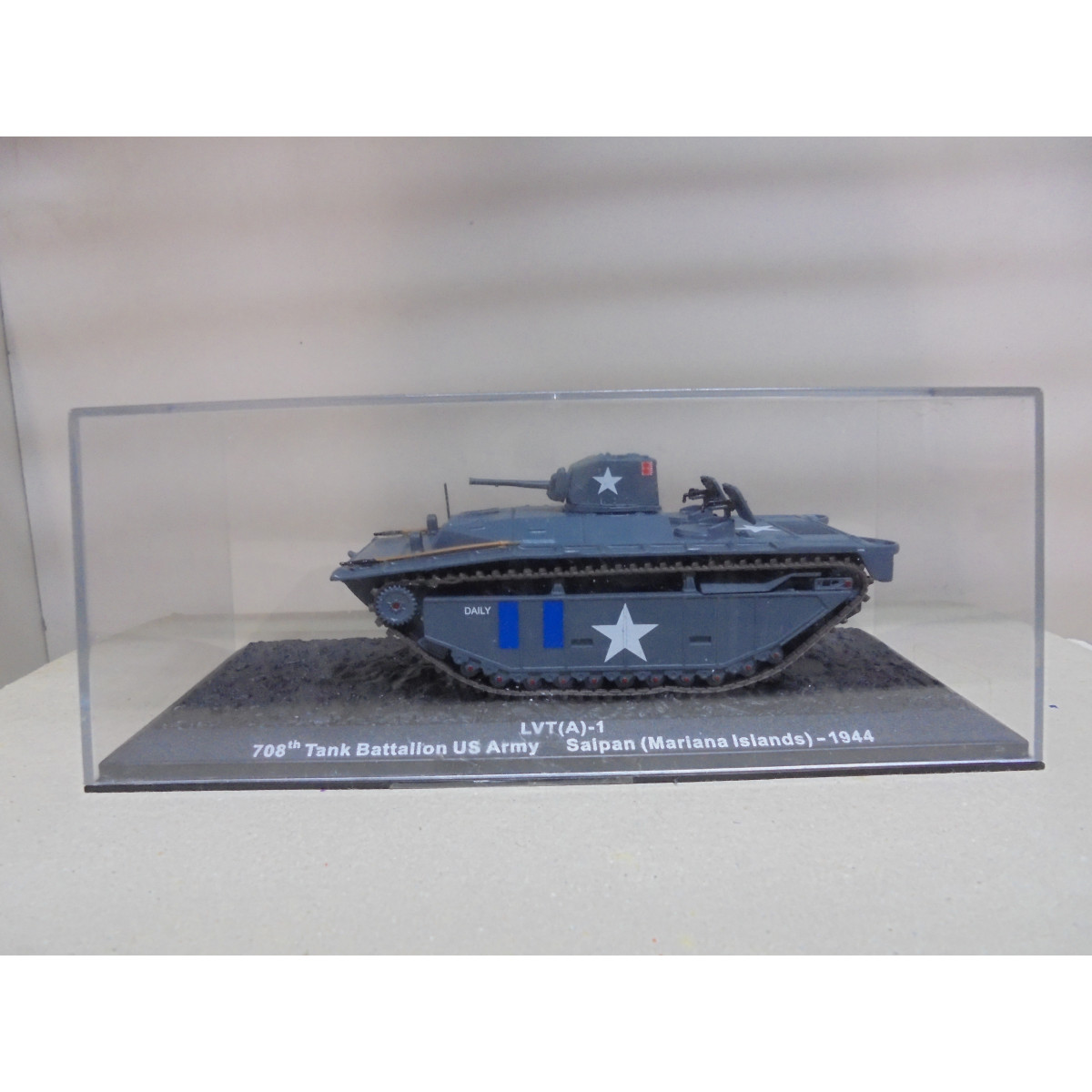 LVT (A) -1 1944 708th TANK BAT US ARMY SAIPAN WW2 1:72 ALTAYA IXO - BCN STOCK CARS