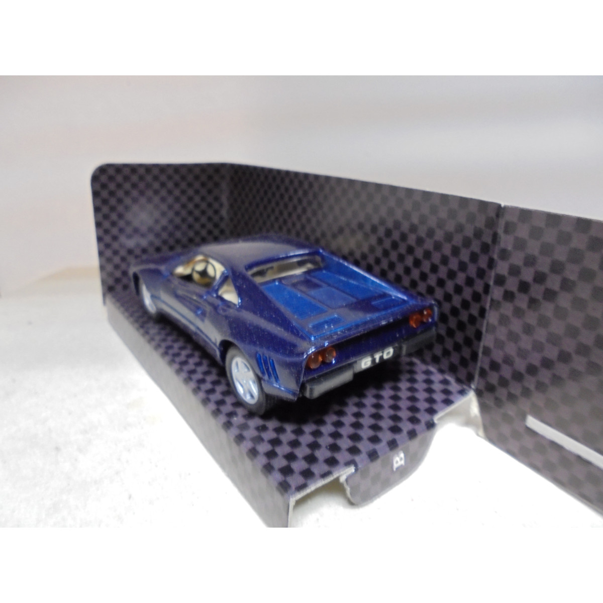 FERRARI 288 GTO BLUE COLLEZIONE SHELL 1:39 MAISTO - BCN STOCK CARS