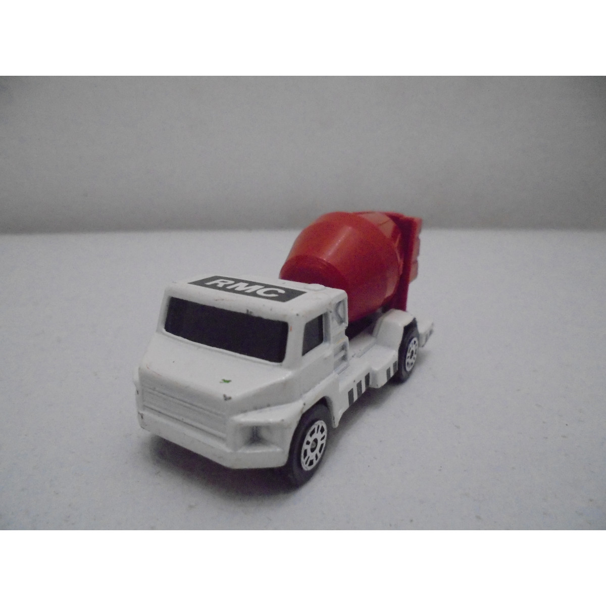 CEMENT MIXER TRUCK RMC WHITE 80´s 10cm/1/64 CORGI JUNIORS WHIZZWHEEL ...