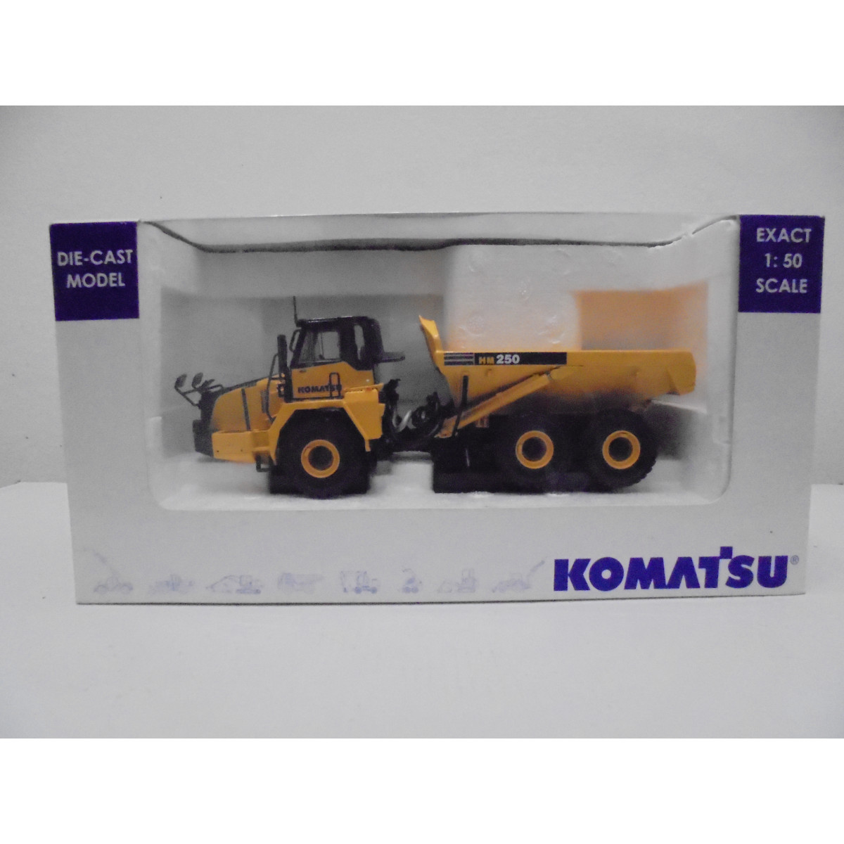 KOMATSU HM250 ARTICULED DUMPER TRUCK 1:50 UNIVERSAL HOBBIES - BCN STOCK ...