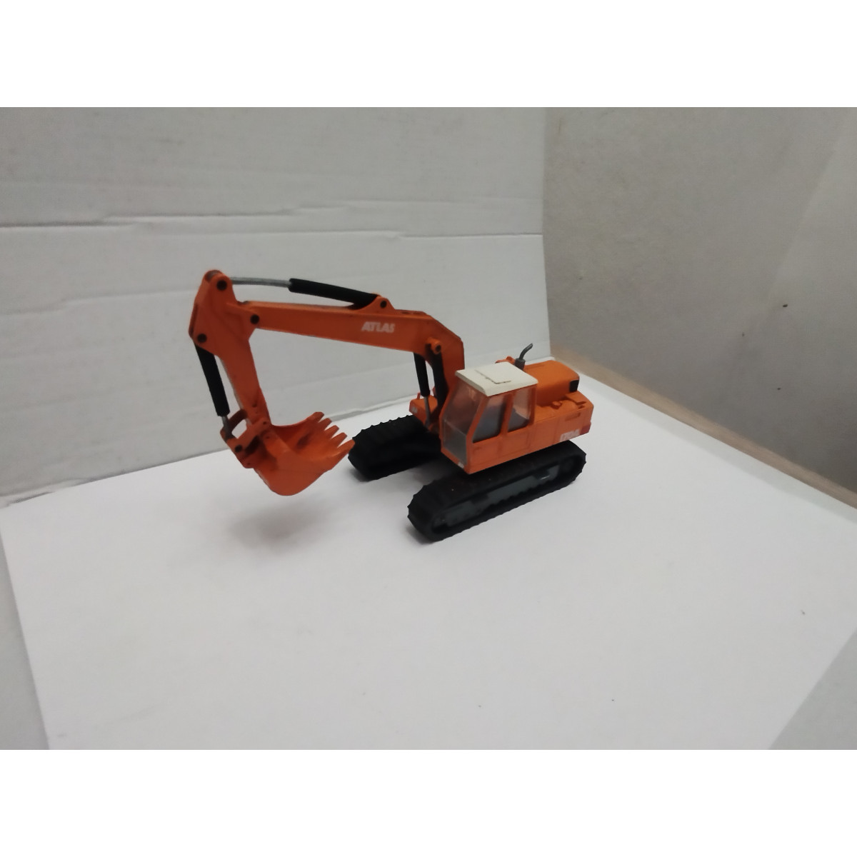 ATLAS 1704 TRAX EXCAVATOR 1:50 CONRAD n2902 NO BOX/USADO/V FOTO - BCN ...