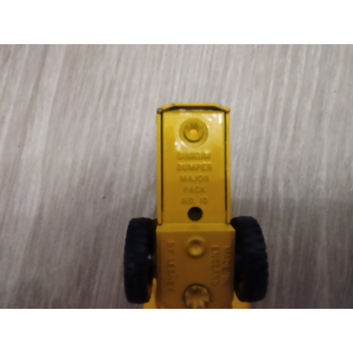 DINKUM DUMPER MATCHBOX MAJOR PACK M-10 - BCN STOCK CARS