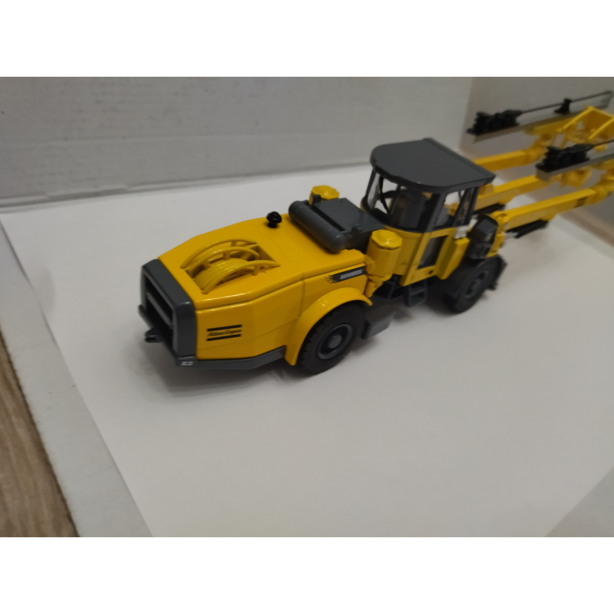 ATLAS COPCO BOOMER E2 C FACE DRILLING RIG/PERFORADORA 1:50 ATLAS COPCO ...