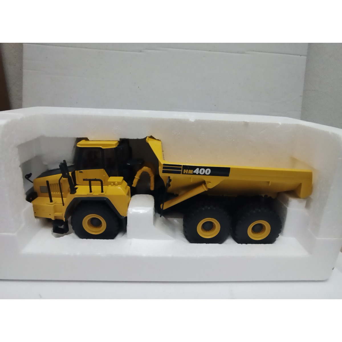 KOMATSU HM 400-1 ARTICULATED DUMPER TRUCK 1:50 DIE-CAST PROMOTIONS ...
