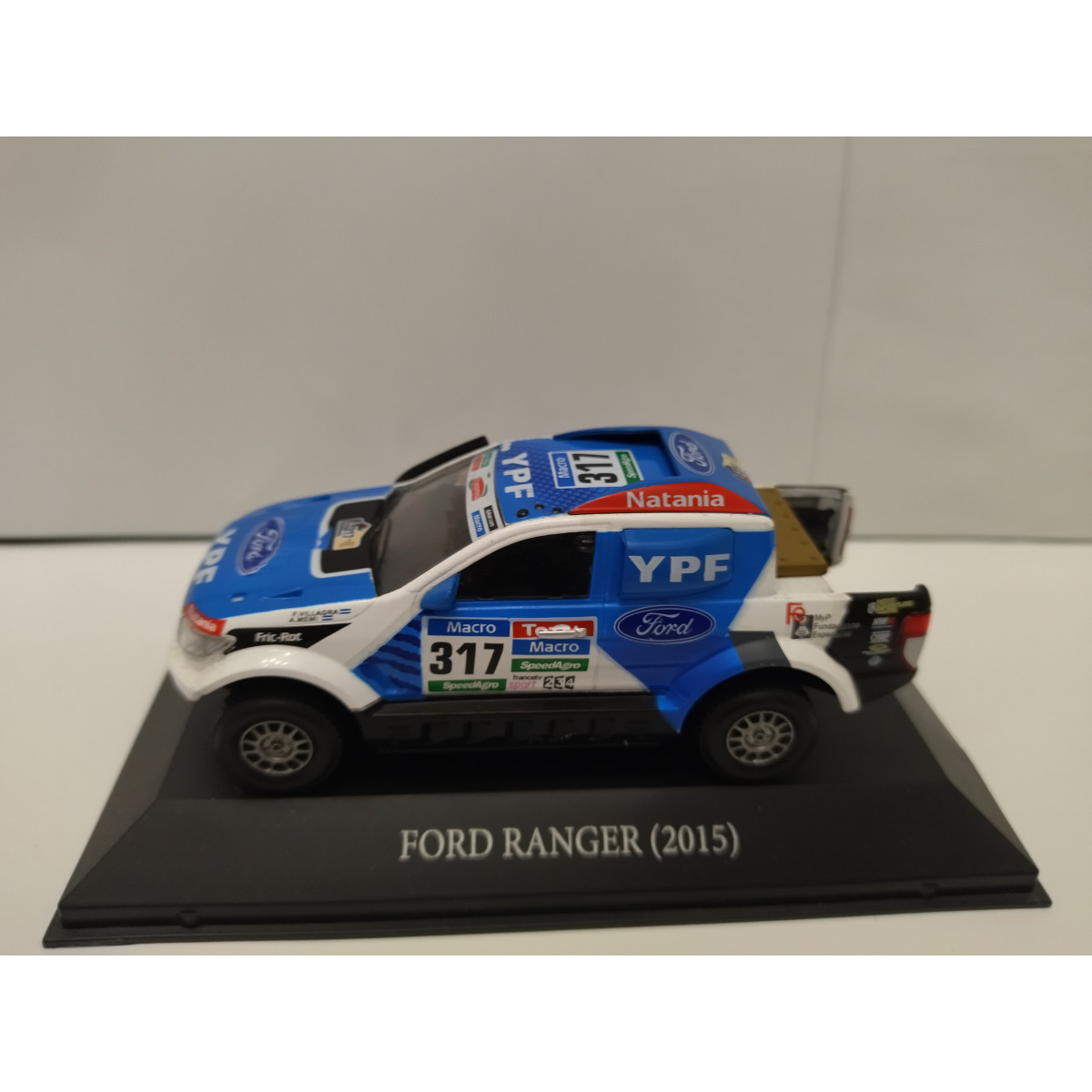 FORD RANGER RALLY RAID PARIS-DAKAR 2015 1:43 LUPA IXO HARD BOX - BCN ...