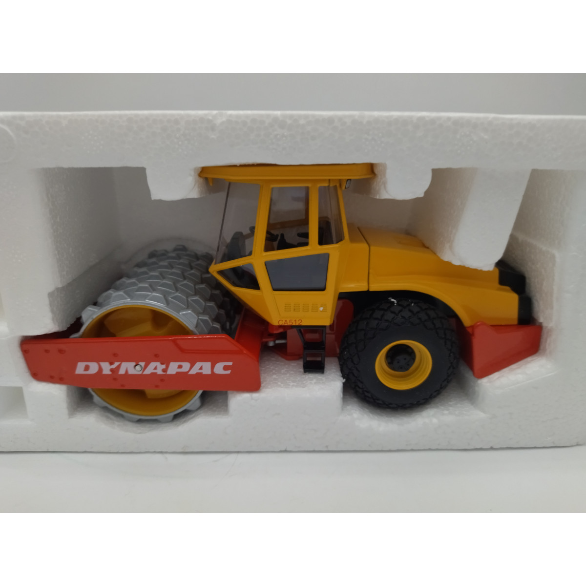 DYNAPAC CA 512 VIBRATORY ROLLER/APISONADORA 1:35 JOAL 297 - BCN STOCK CARS