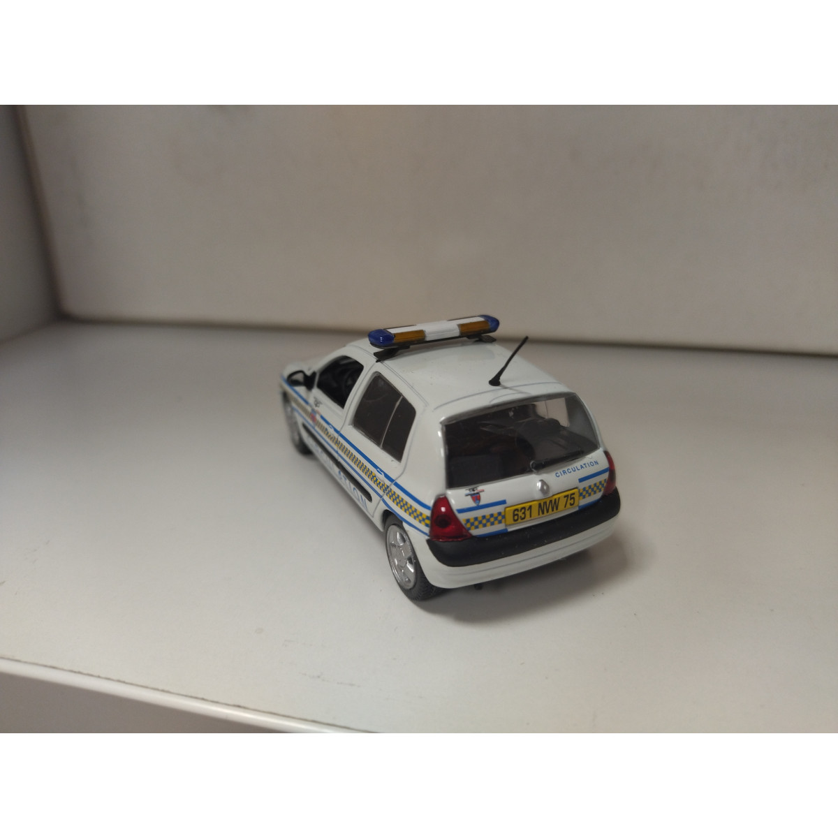 RENAULT CLIO 2002 POLICE CIRCULATION 1:43 NOREV HACHETTE NO BOX/V FOTO ...