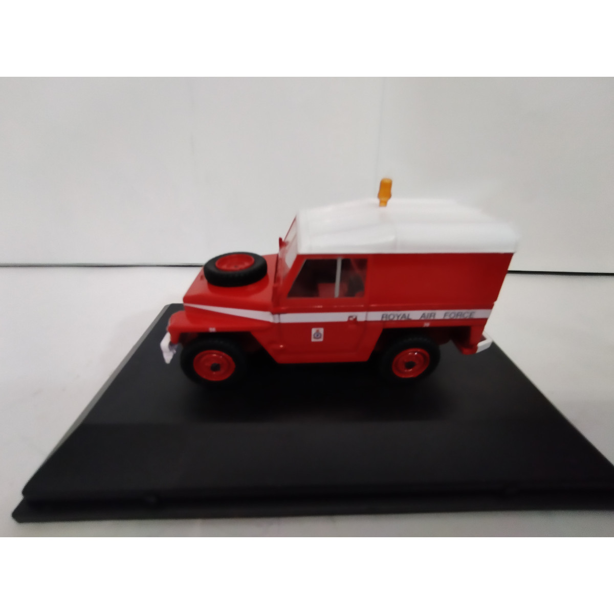 LAND ROVER 1/2 TON LIGHTWEIGHT RAF 1:43 OXFORD - BCN STOCK CARS