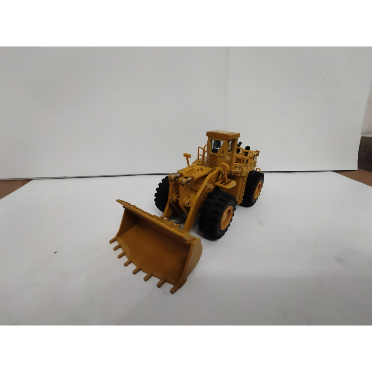 CATERPILLAR CAT 992C WHEEL LOADER/CARGADORA 1:75 SHINSEI 601 - BCN ...