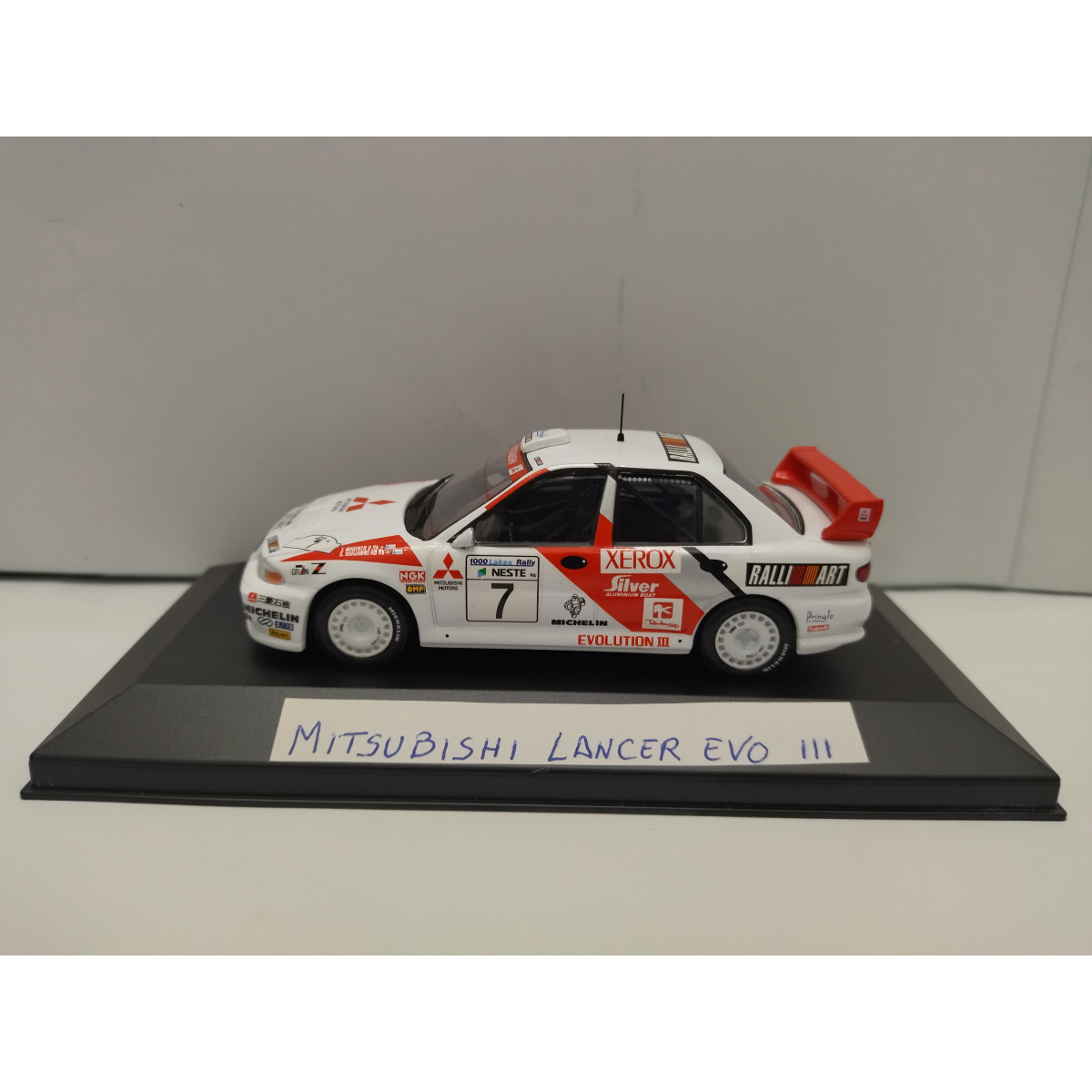 MITSUBISHI LANCER EVO III RALLY 1000 LAKES 1996 MAKINEN 1:43 CAJA NO ...